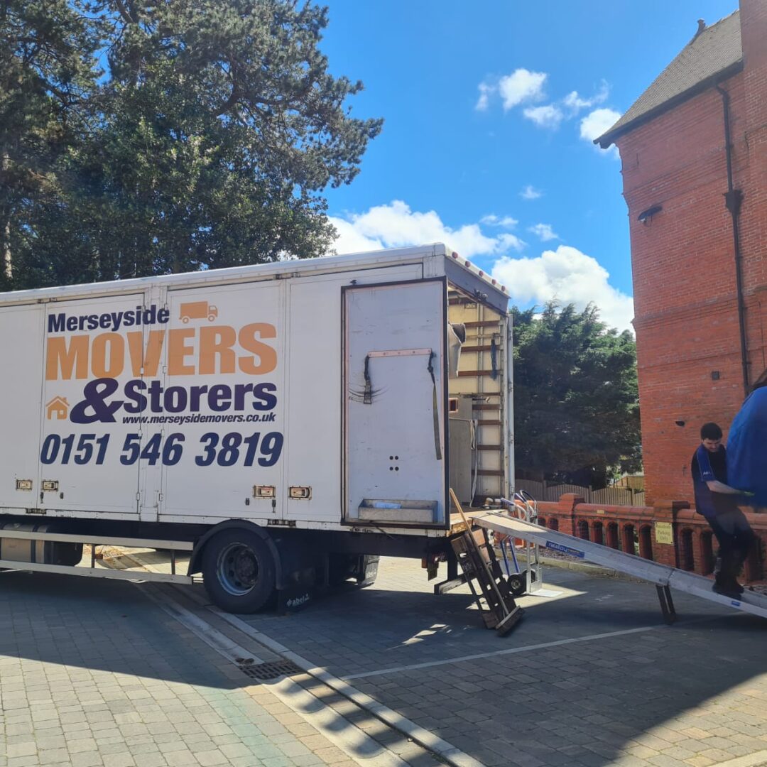 Residential moves | Merseyside Movers & Storers