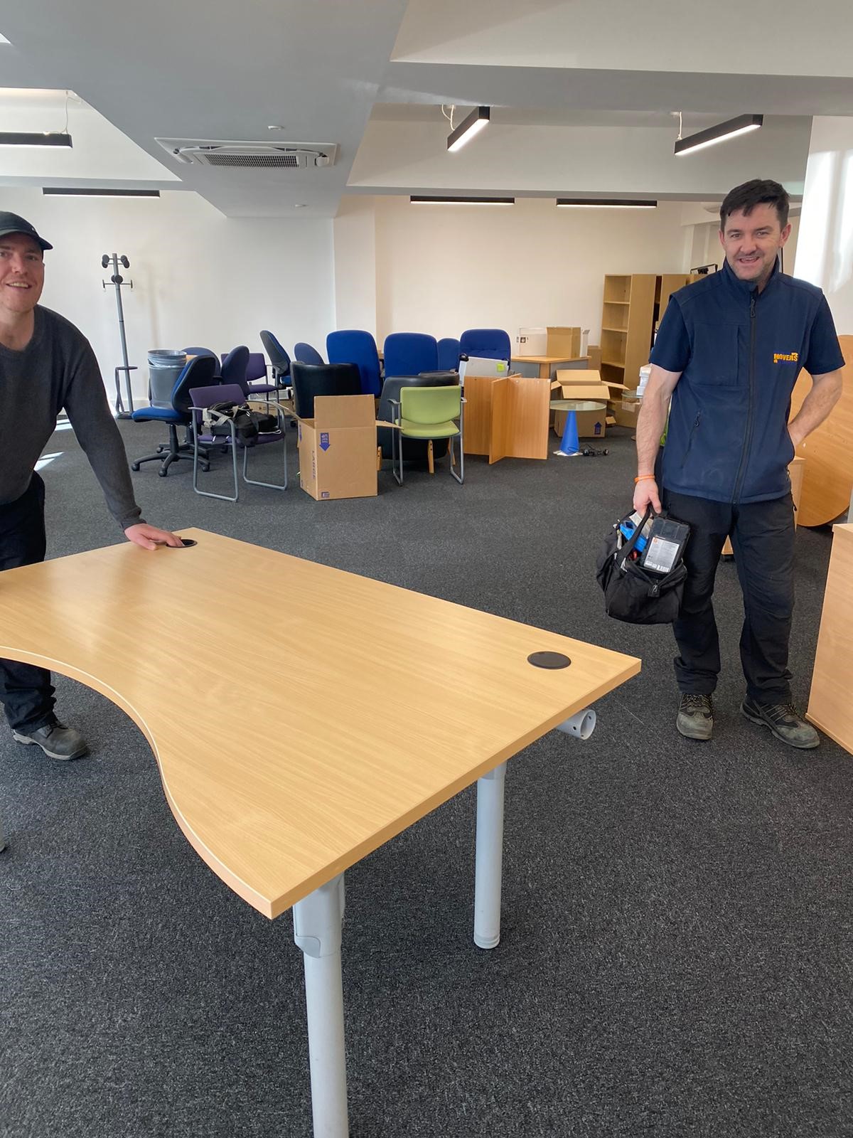 7 steps to pack and move desktop computers | Merseyside Movers & Storers